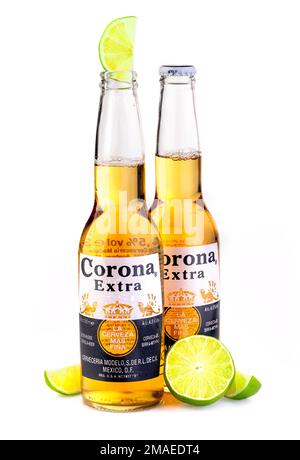 CHISINAU, MOLDAU - 19. Januar 2018: Foto einer Flasche Corona Extra ...