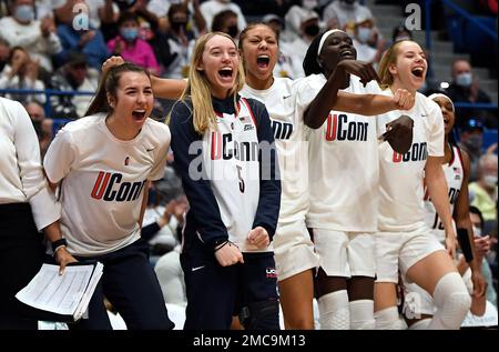 From the left, Connecticut's Caroline Ducharme, Paige Bueckers, Piath ...