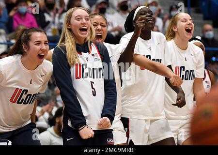 From the left, Connecticut's Caroline Ducharme, Paige Bueckers, Piath ...