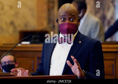 Sen. Derrick Simmons, D-Greenville, explains a proposed amendment to a ...