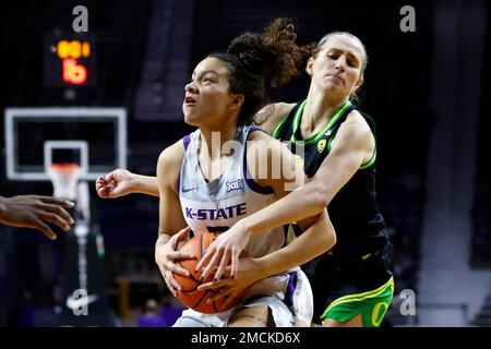 Kansas State's Brylee Glenn, left, and Serena Sundell (4) battle for a ...