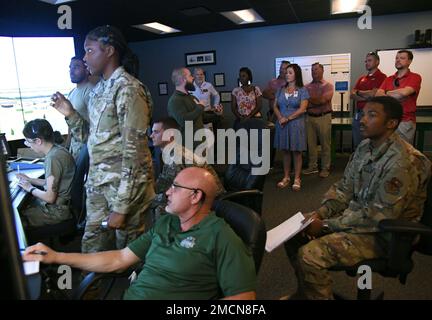 Mitglieder der Verwaltung der Biloxi und Jackson County School ...