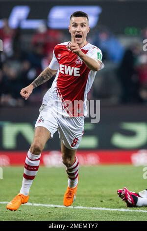 Köln, RheinEnergieStadion, 21.01.23: Denis HuseinBasic (Köln) schiesst das 5:0 Tor und Jubelt ...