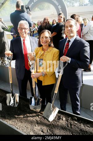 IMAGE DISTRIBUTED FOR SMITHSONIAN NATIONAL MUSEUM OF THE AMERICAN ...