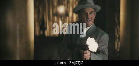 Los Angeles.CA.USA. Sean Penn als Mickey Cohen und Emma Stone als Grace ...