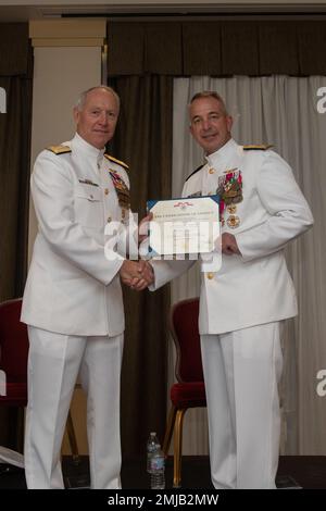 NORFOLK, VA (26. August 2022) Konteradmiral Lance Scott, der ...