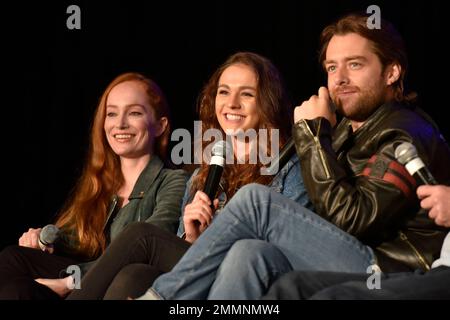 Lotte Verbeek, (from left) Sophie Skelton, Richard Rankin, and Graham ...