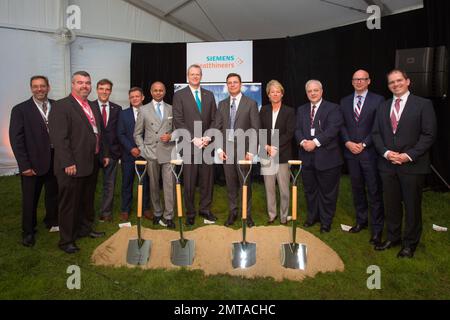 IMAGE DISTRIBUTED FOR SIEMENS - Lisa Davis, member of the Managing ...