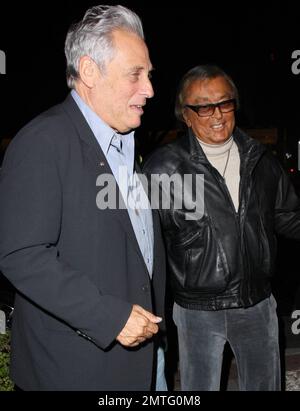 Robert Evans, Produzent von Chinatown, trägt graue Leichtathletikhosen ...