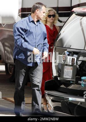 Schauspielerin Reese Witherspoon lässt ihren Wohnwagen in einem ...