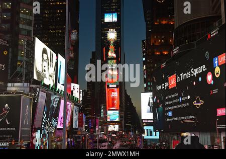 IMAGE DISTRIBUTED FOR TOSHIBA AND TDK - The world's tallest digitally ...