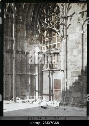 Soissons, Aisne, Frankreich Nordfassade der Kathedrale von ...
