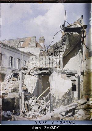 Reims, Marne, Champagne, Frankreich Ruinen der Wohnungen, rue Eugène ...