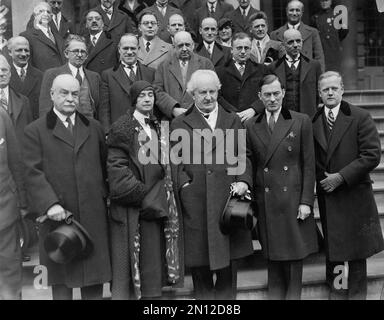 Dr, Gerhardt Hauptmann, center, Nobel Prize winner for literature in ...