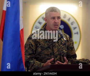 U.S. Marine Brig.Gen. Paul Kennedy, left, Commanding General of the 3rd ...