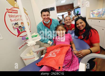 IMAGEN DISTRIBUIDA POR COLGATE - Colgate llen? a Plaza Mexico de ...