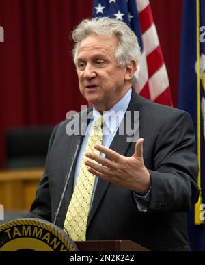 Advocate staff photo by SCOTT THRELKELD -- Dr. Dan Sosin of the federal ...