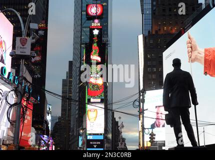 IMAGE DISTRIBUTED FOR TOSHIBA AND TDK - The world's tallest digitally ...