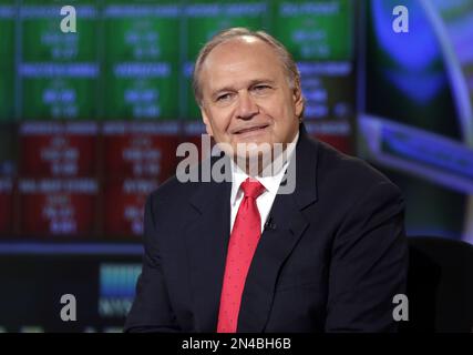 Bob Nardelli, former CEO of Home Depot and Chrysler, is interviewed by ...