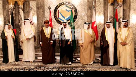 Arab gulf leaders from left to right, Bahraini King Hamad bin Isa Al ...