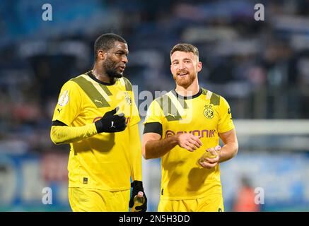 Links nach rechts Anthony MODESTE (DO), Salih OEZCAN (Ozcan)(DO). Jude ...