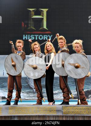 IMAGE DISTRIBUTED FOR CIVIC ENTERTAINMENT GROUP - Cast members of ...