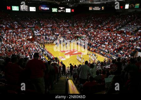 Devaney Center is full to capacity as Penn State and Nebraska prepare ...