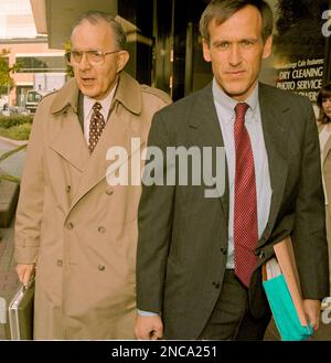 Orange County former treasurer Robert Citron enters the U.S. Federal ...