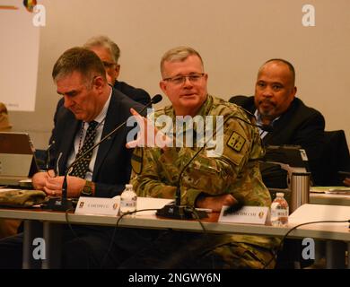 Generalmajor Mark T. Simerly, CASCOM und der kommandierende General ...