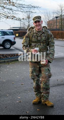 USA Army Sgt. Sean Bean, ein Nodal Network Systems Operator, der den ...