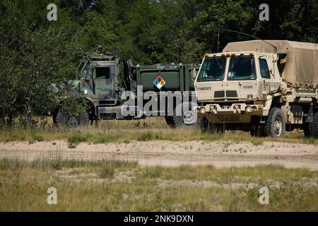 USA Marines mit Combat Logistics Battalion 24, Combat Logistics ...