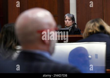 Christie Dembrowski, the older sister of Johnny Depp, testifies at the ...