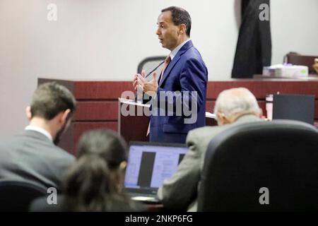 Pinellas-Pasco assistant state attorney Scott Rosenwasser presents ...