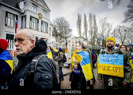 DEN HAAG - 24/02/2023, Demonstranten während eines Protests in der ...