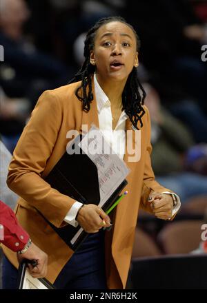 UNCASVILLE, CT - MARCH 06: Houston Cougars Associate Head Coach ...