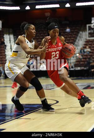 UNCASVILLE, CT - MARCH 06: Houston Cougars Associate Head Coach ...