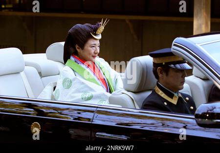 Japan's Empress Masako wearing a 12-layered ceremonial kimono visits ...