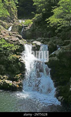 A photo shows Sandan-kyō at the Nishi-Chugoku Sanchi Quasi-National ...