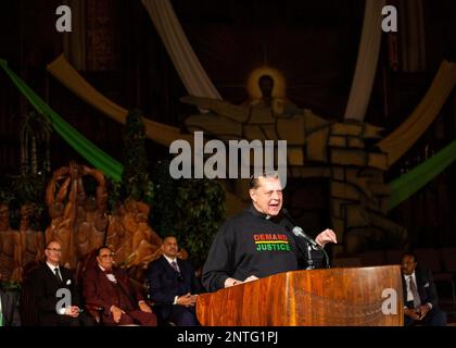 Father Michael Pfleger speaks at Saint Sabina Church, Thursday night ...