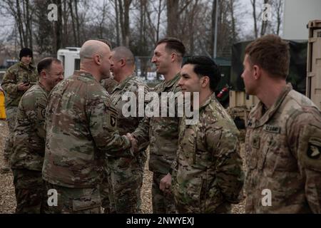 Oberstleutnant Ed Matthaidess, Befehlshaber des 2. Brigaden-Kampfteams ...