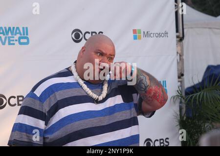 November 10, 2017 - Shawn Mokuahi Garnett at the Sunset on the Beach ...