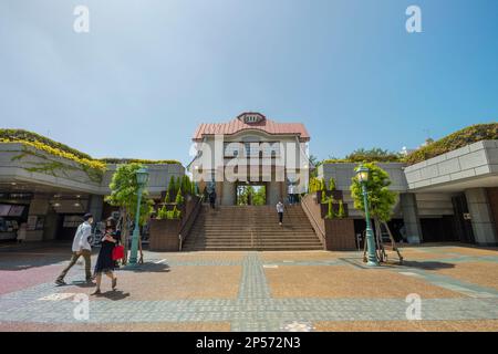 Der Bahnhof Denenchofu befindet sich in Ota, Tokio, Japan, 2022 ...