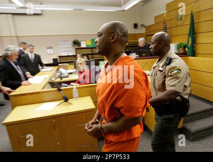 Darcus Allen, left, who is accused of driving Maurice Clemmons away ...