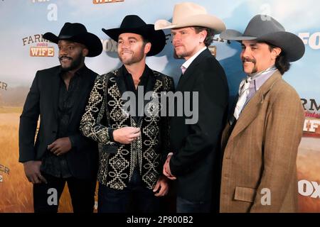 FARMER WILL Eine FRAU von links: Nicole Schmidt, Ashley Rader, Ashley ...