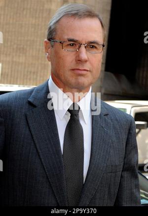 Brokerage giant Refco Inc.'s former chief executive Phillip Bennett ...