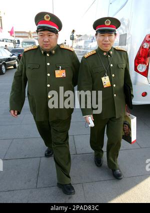 Mao Xinyu, grandson of late Chinese leader Mao Zedong, and his wife Liu ...