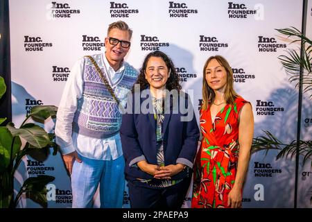 IMAGE DISTRIBUTED FOR TRINET - Inc. Executive Editor Diana Ransom (L ...