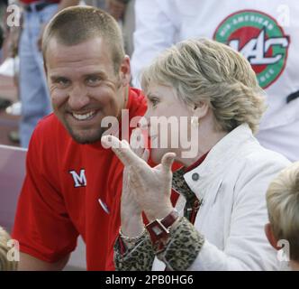 Jane Hoeppner, wife of Indiana football coach Terry Hoeppner, listens ...