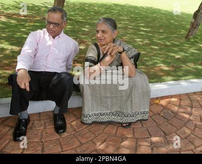 Infosys Technologies Ltd. Chief Mentor N. R. Narayana Murthy, left ...