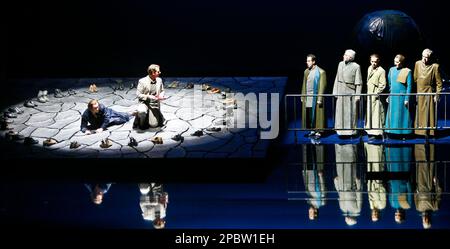Gary Lehman als "Tannhaeuser", links, und Kirsten Blanck als "Elisabeth ...
